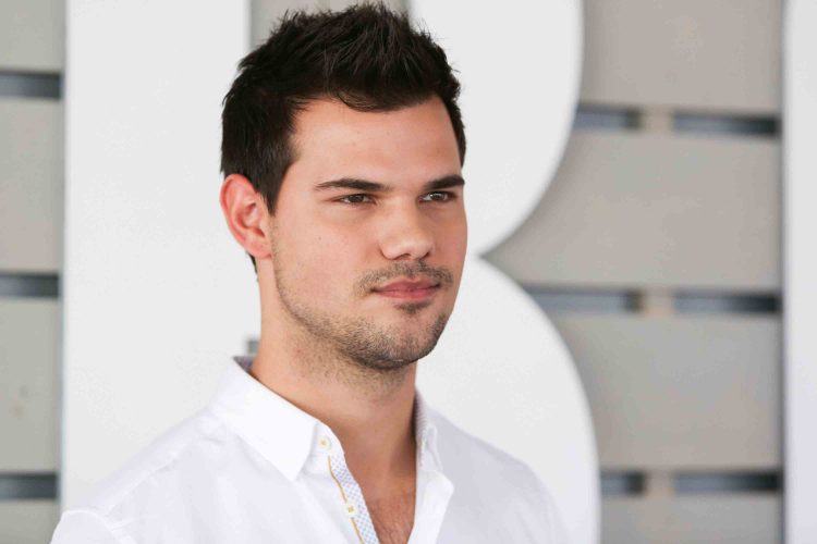 Taylor Lautner Bio, Career, Recent Facts, New Net Worth 2020