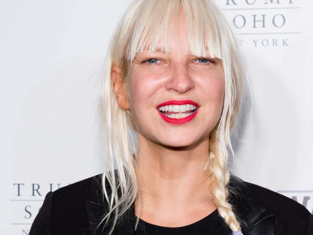 Sia Full Bio Career Albums News Gossips Net Worth 2020