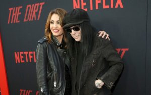 Seraina Schonenberger Bio | Mick Mars's Wife, New Worth 2021