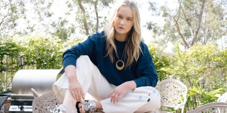 Young Actress Emma Howard Age, Movies & New Bio 2021