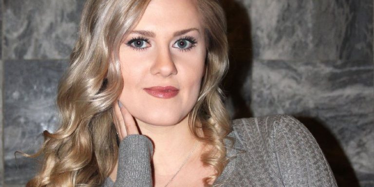 Maria Aquinar | Sebastian Bach's Ex-Wife, New Net Worth 2021