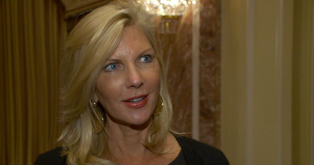 Activist Mary Kaye Huntsman| Jon Huntsman Jr. Wife | Bio2021